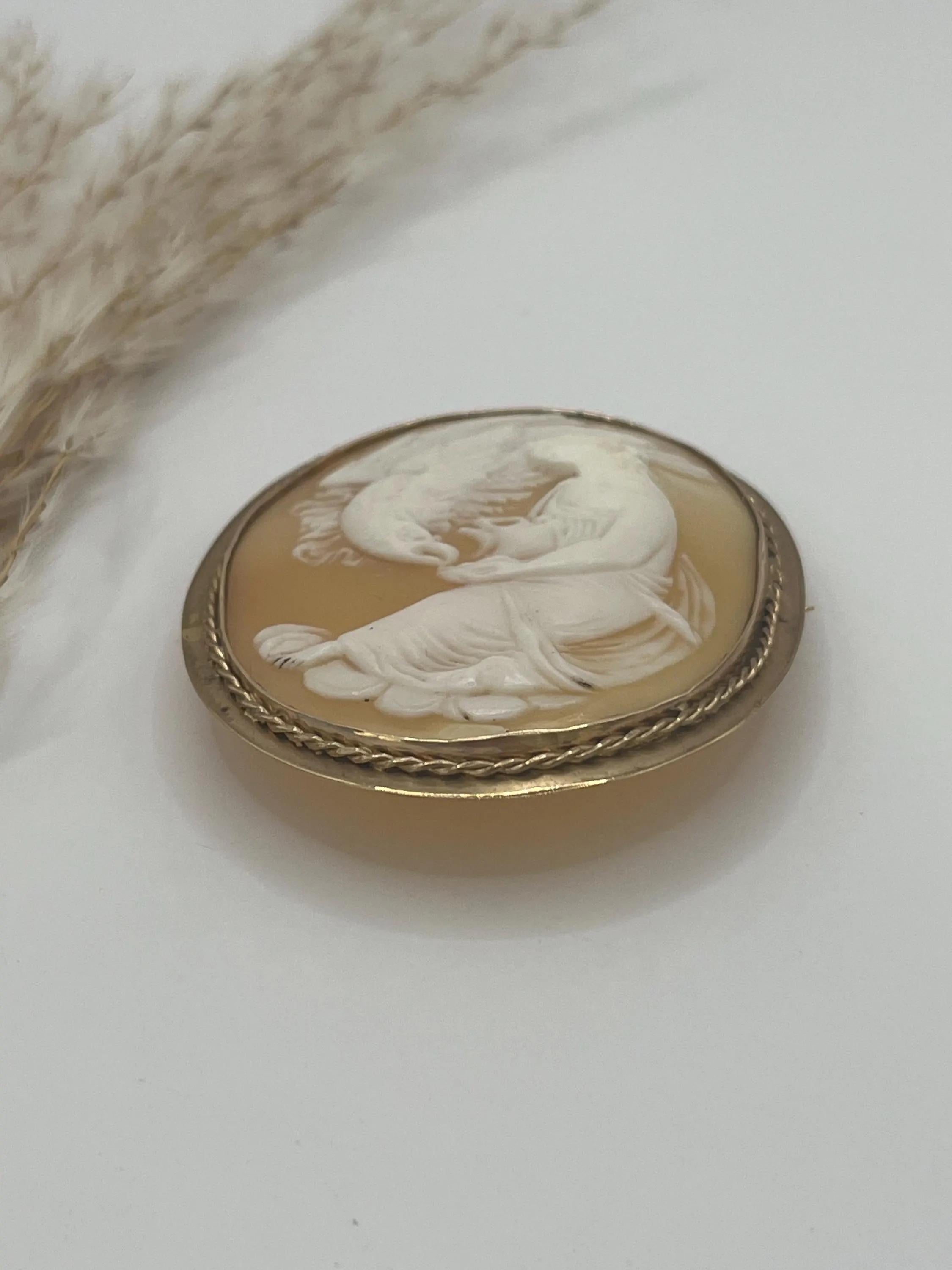 Victorian Hebe and Zeus Shell Large Cameo 9ct Brooch, Circa 1900 For ...