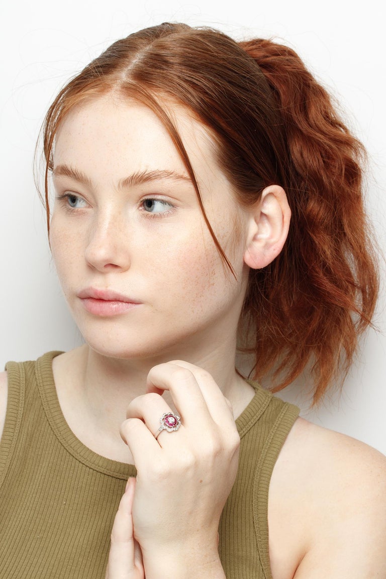 Victorian-Inspired Diamond and Ruby Daisy Cluster Ring For Sale at 1stDibs