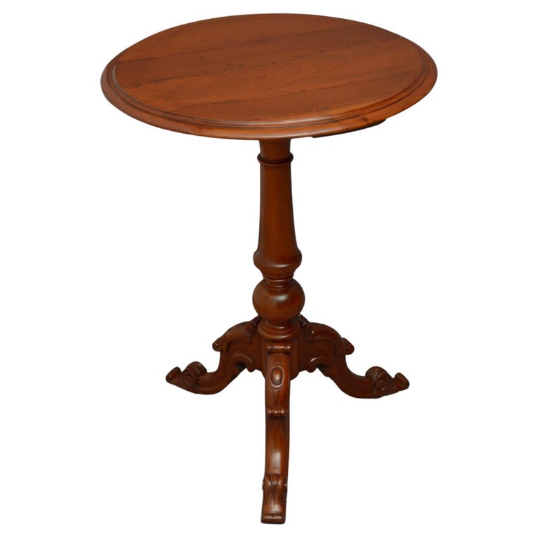 Victorian Mahogany Occasional Table For Sale at 1stDibs