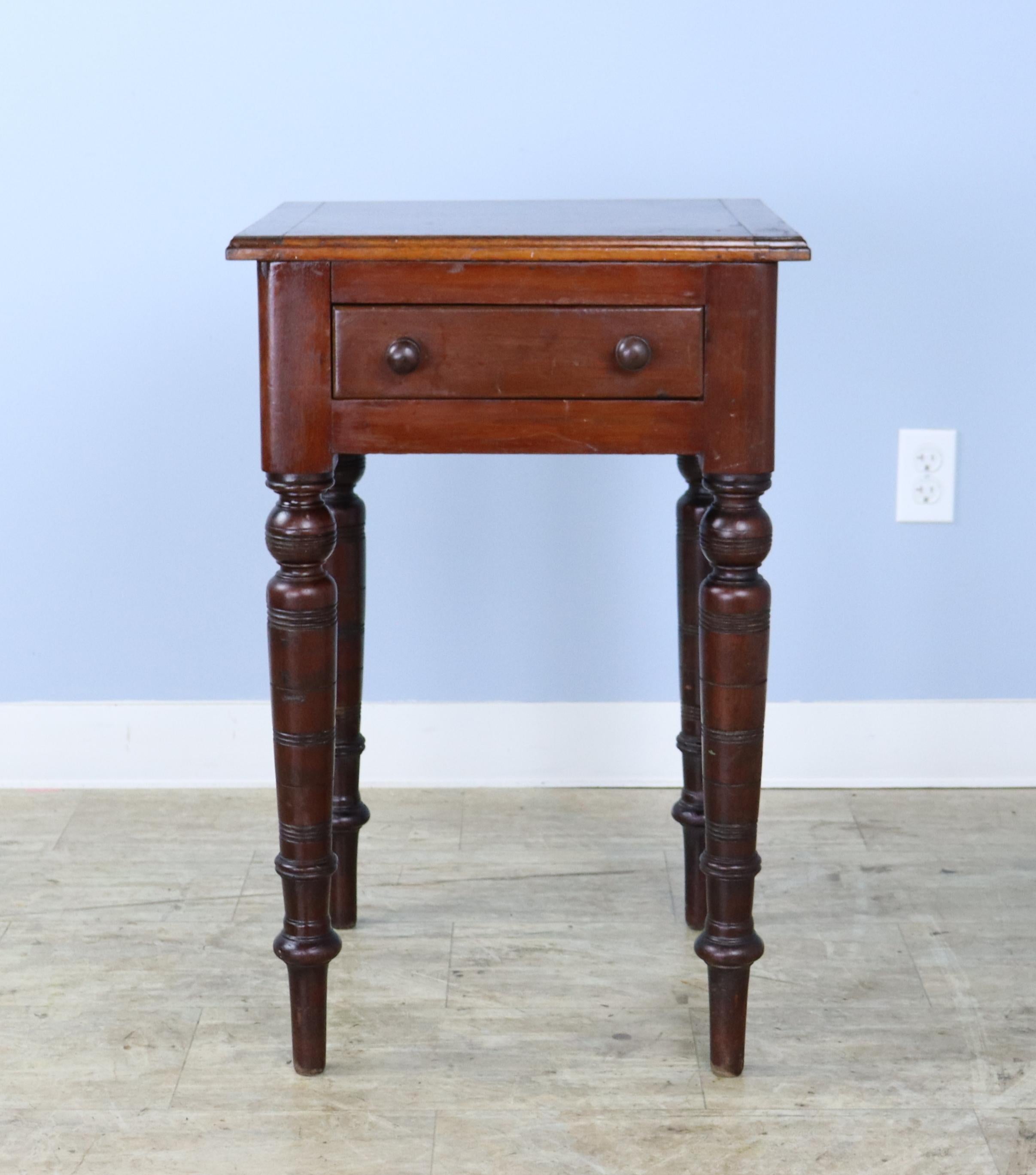 Victorian Mahogany Side Table with Turned Legs For Sale at 1stDibs