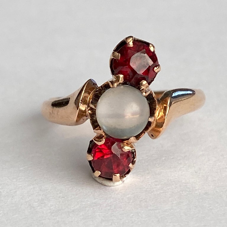 Victorian Moonstone and Garnet 14k Rose Gold Ring For Sale at 1stDibs