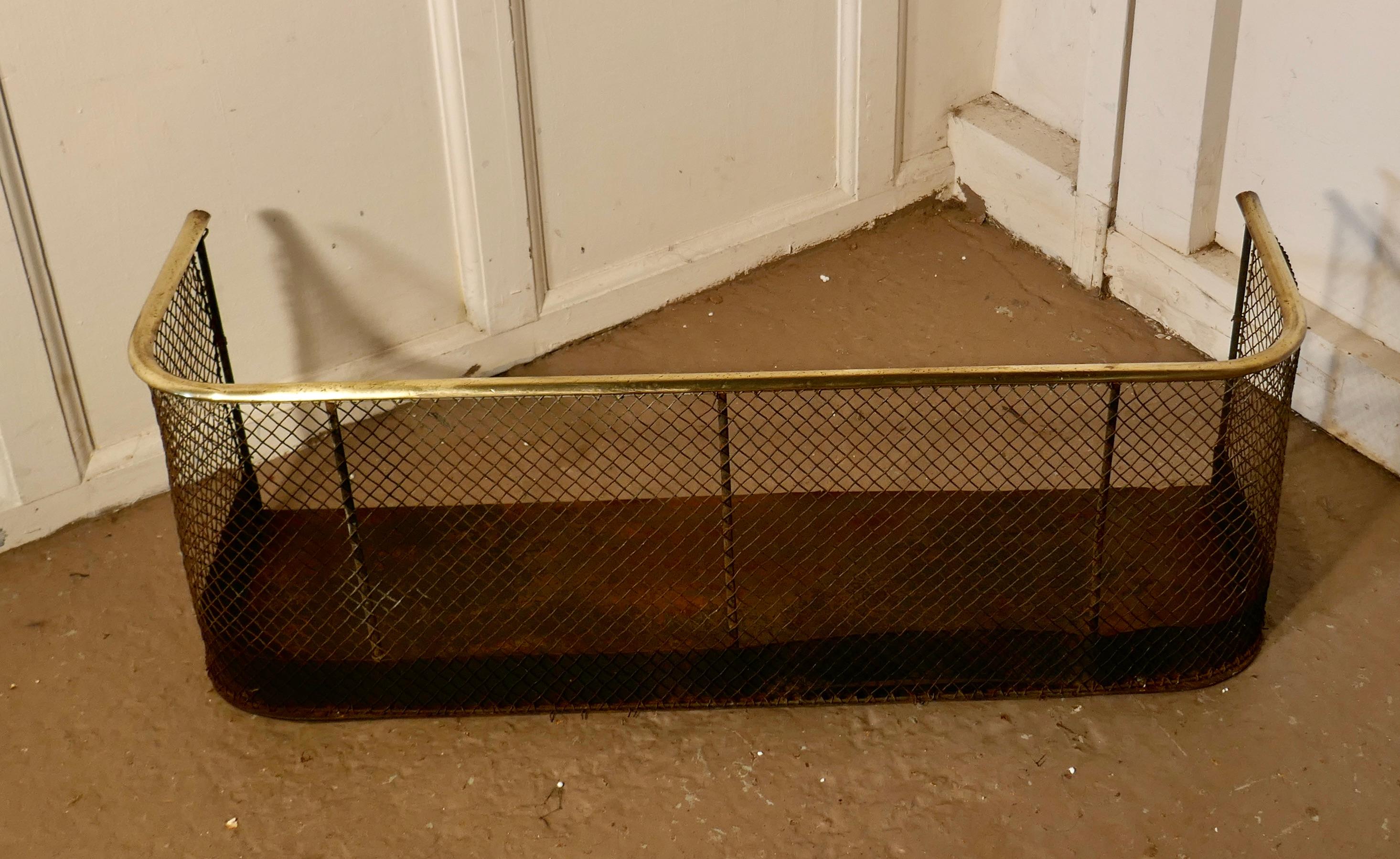Victorian Nursery Fire Guard or Club Fender at 1stDibs