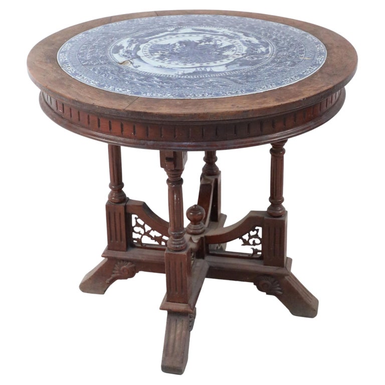Victorian Oak and Chinese Porcelain Inlay Center Table For Sale at 1stDibs