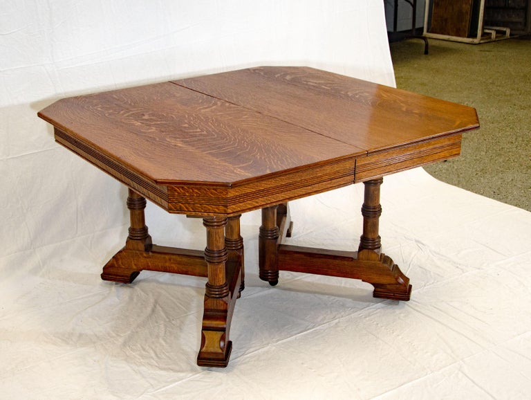 Victorian Oak Dining Table, Two Leaves For Sale at 1stDibs