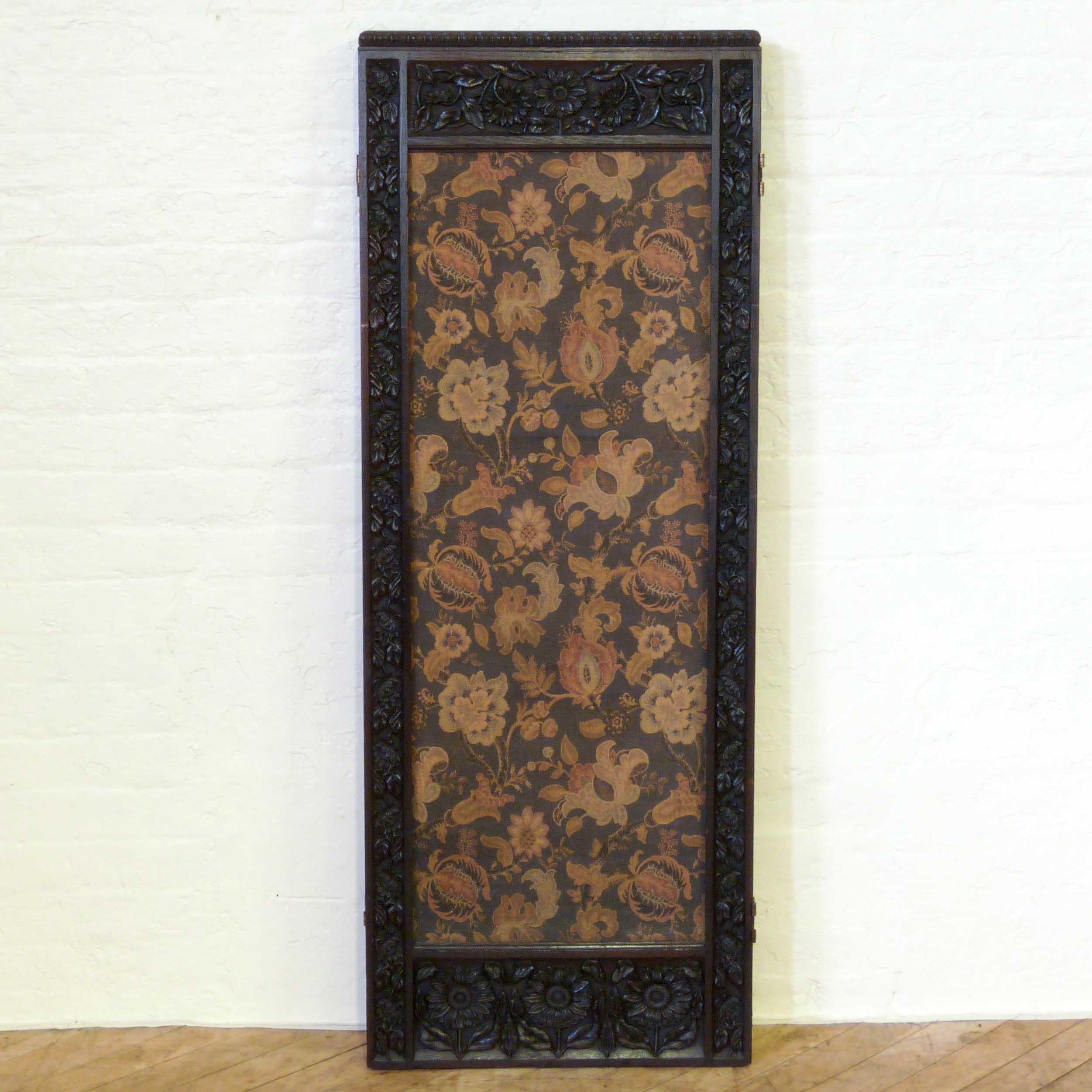 Victorian Oak Framed Tapestry Screen For Sale at 1stDibs