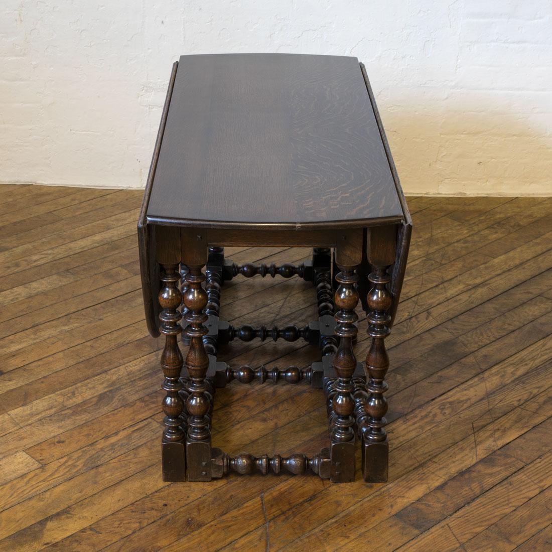 Victorian Oak Gateleg Table at 1stDibs | victorian gateleg table