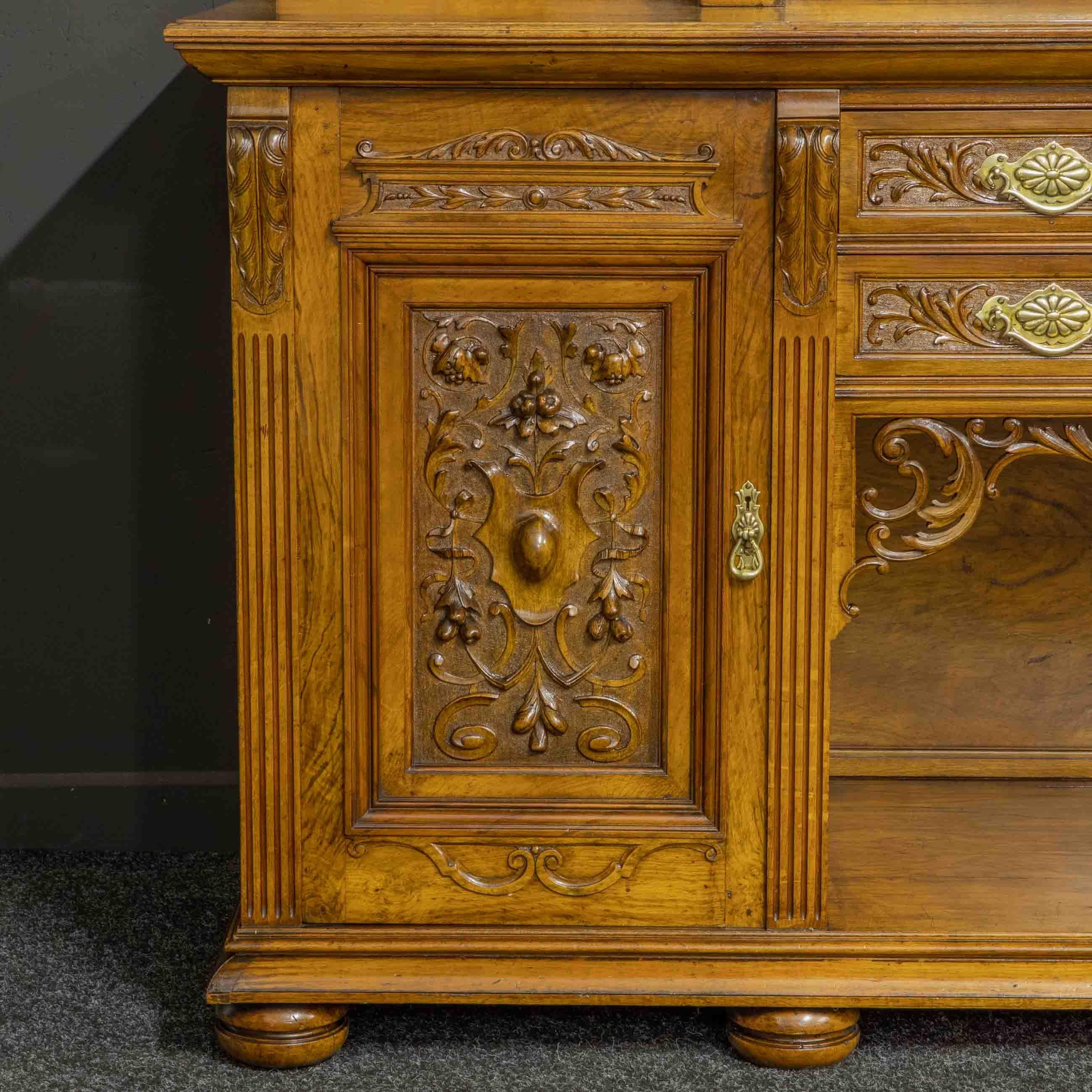 Victorian Oak Sideboard For Sale at 1stDibs