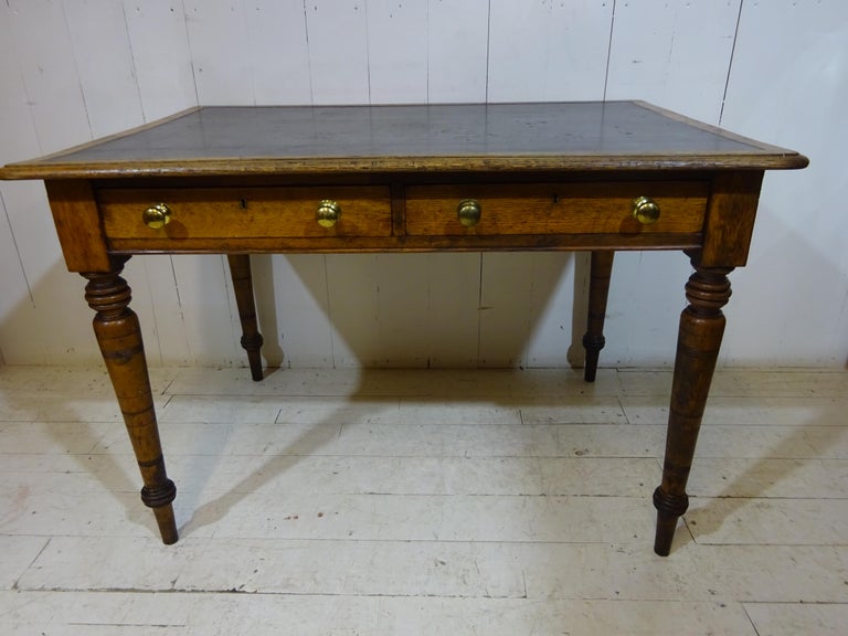 Victorian Oak Writing Table with Leather Top For Sale at 1stDibs