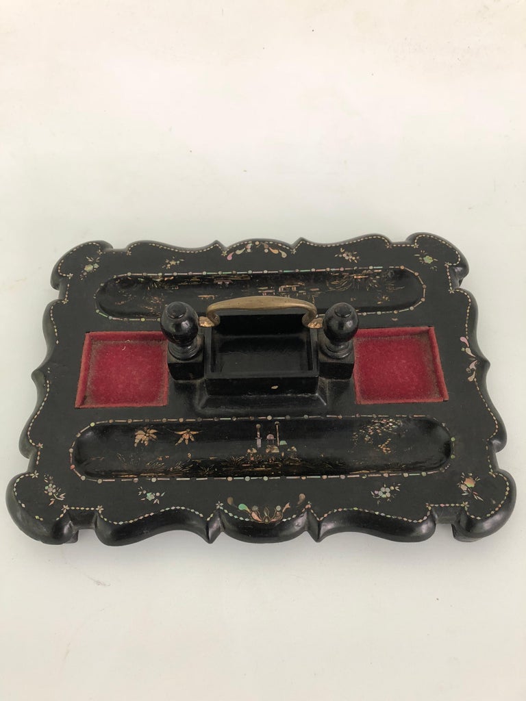 Victorian Papier-Mâché Pen and Ink Stand For Sale at 1stDibs