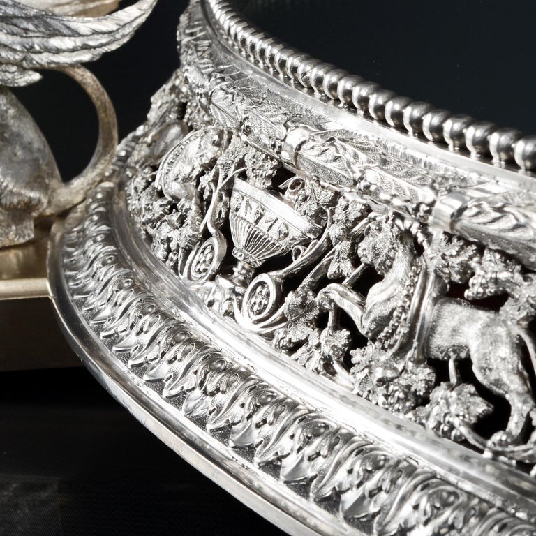 Victorian Silver Oval Mirrored Plateau For Sale at 1stDibs