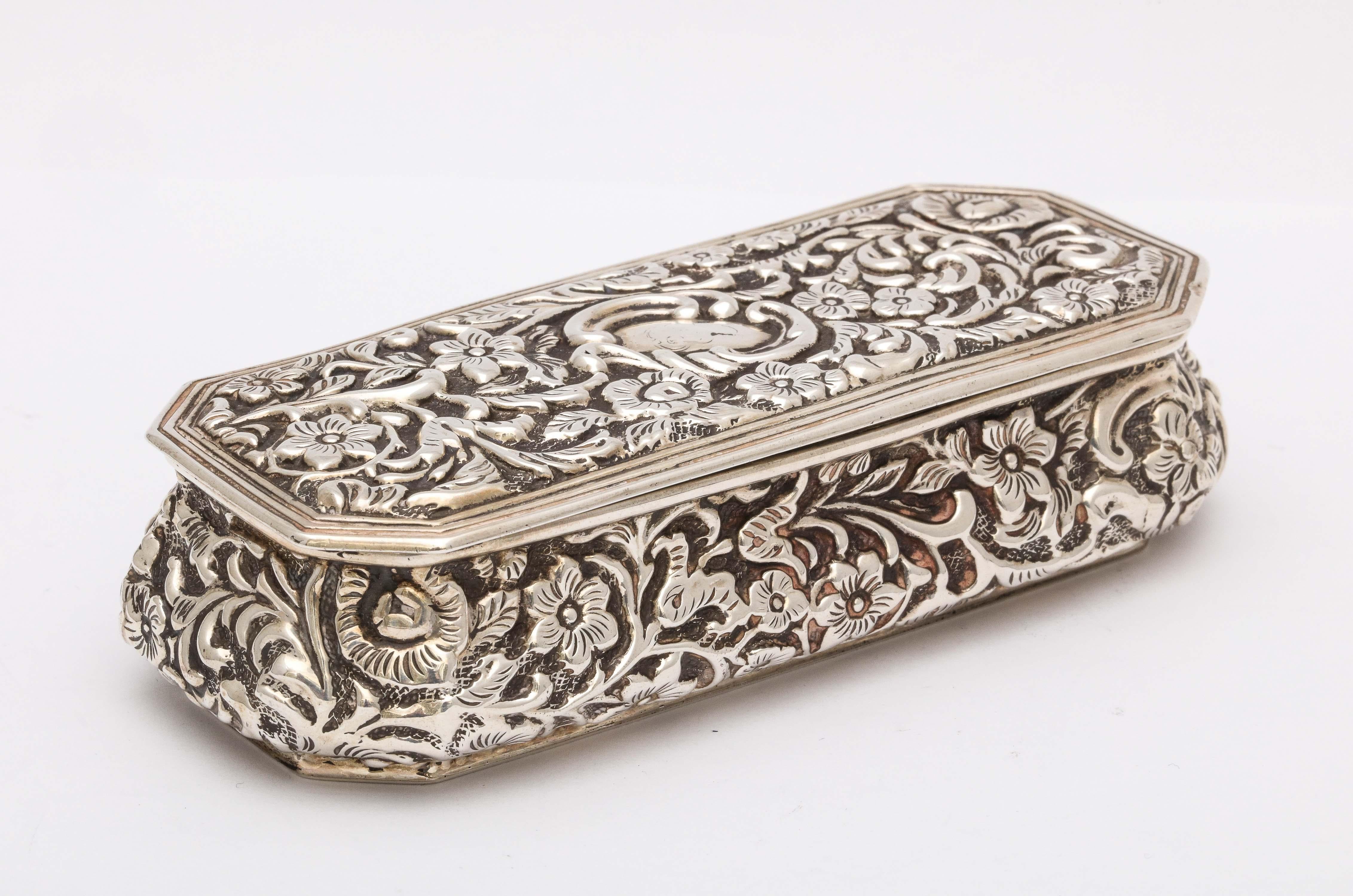 Victorian Sterling Silver Jewelry/Trinkets Box with Hinged Lid at ...