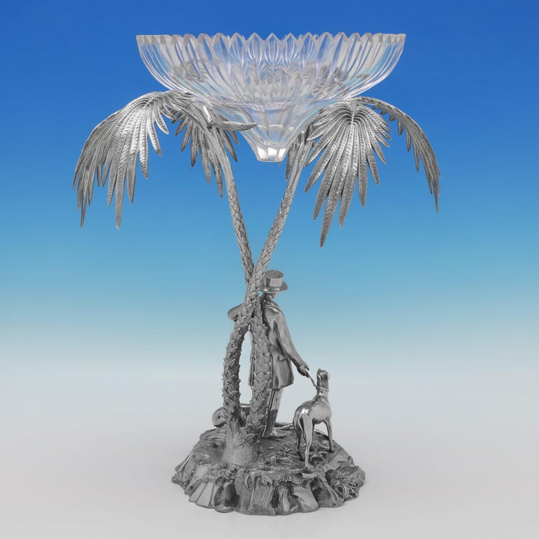 palm tree centrepiece
