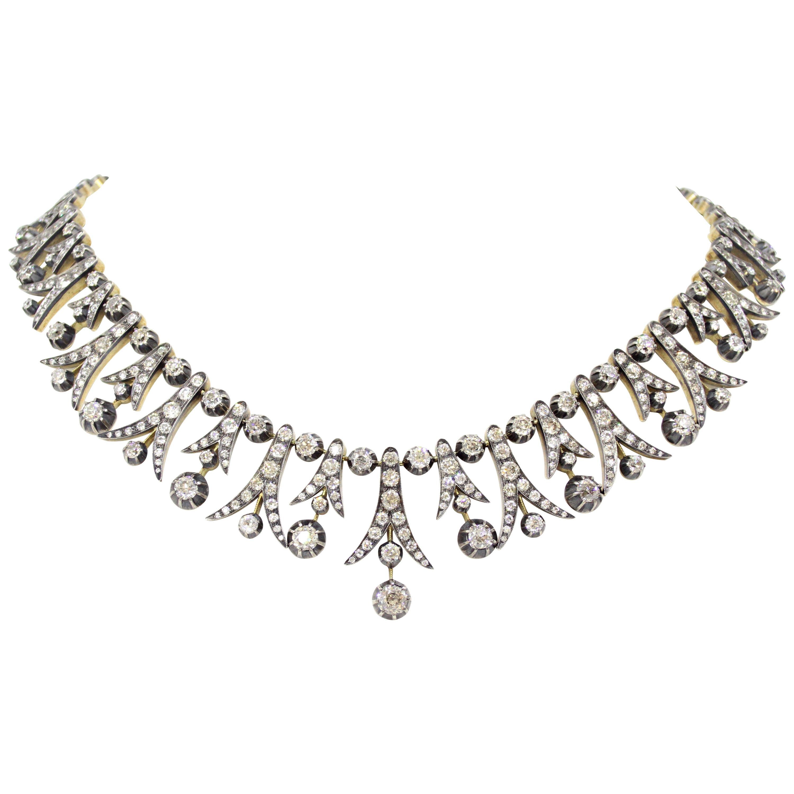 Princess Cut Diamond Gold Necklace For Sale at 1stDibs