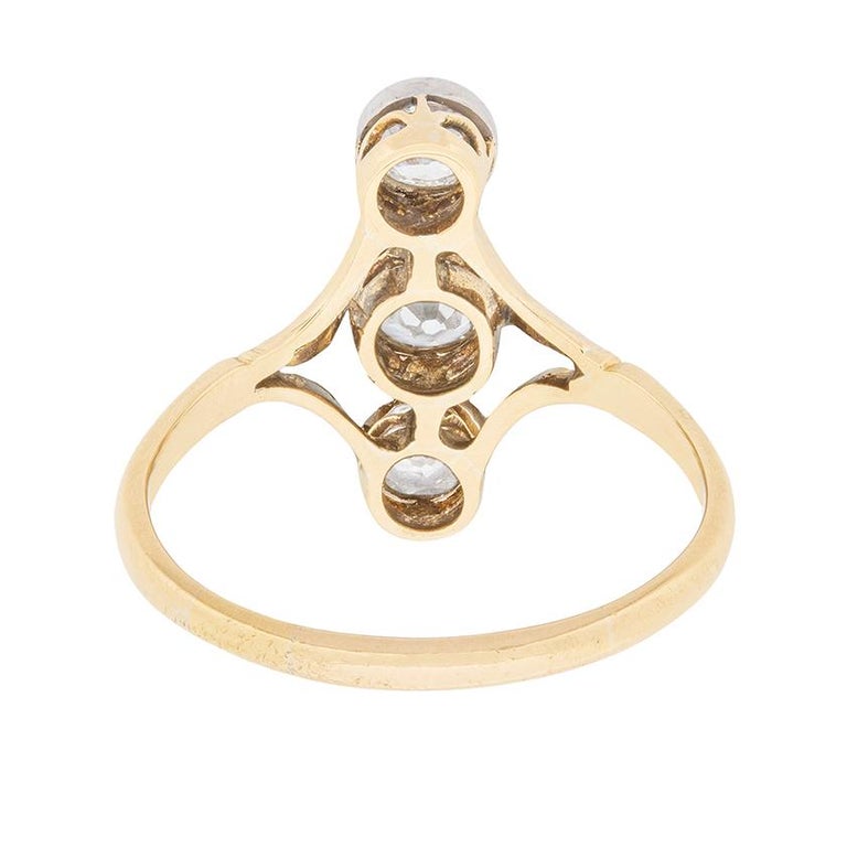 Victorian Vertically Set Three-Stone Diamond Ring, circa 1900s at 1stDibs
