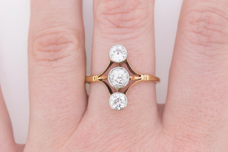 Victorian Vertically Set Three-Stone Diamond Ring, circa 1900s at 1stDibs