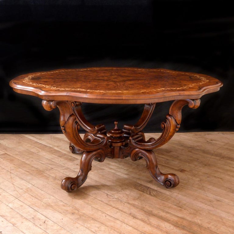 Victorian Walnut Centre Table at 1stDibs