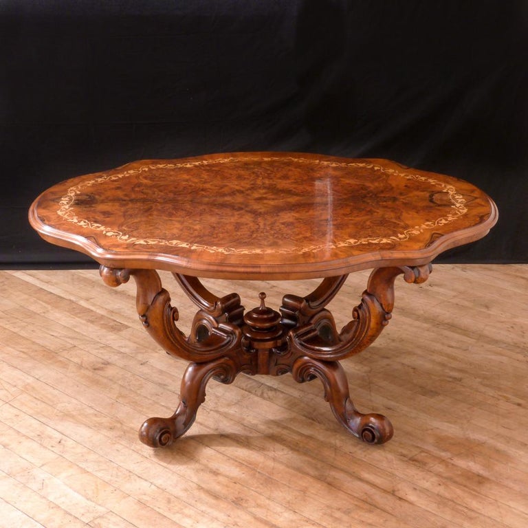 Victorian Walnut Centre Table at 1stDibs