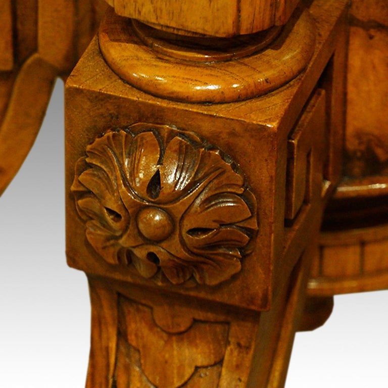 Victorian Walnut Inlaid Shaped Loo Table at 1stDibs