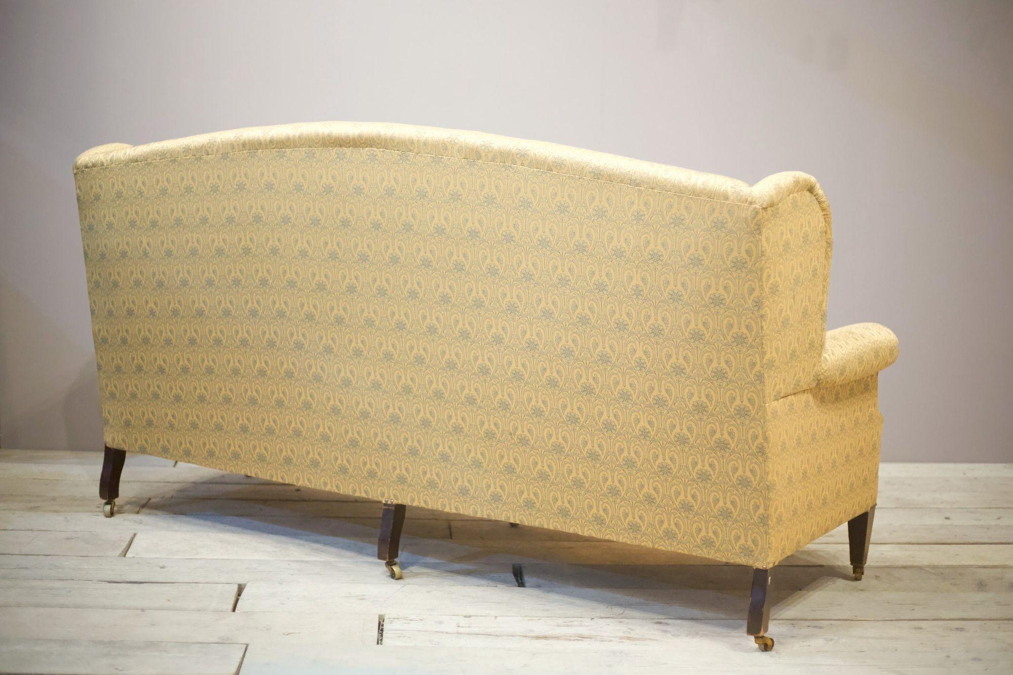Victorian Wingback English country house sofa For Sale at 1stDibs