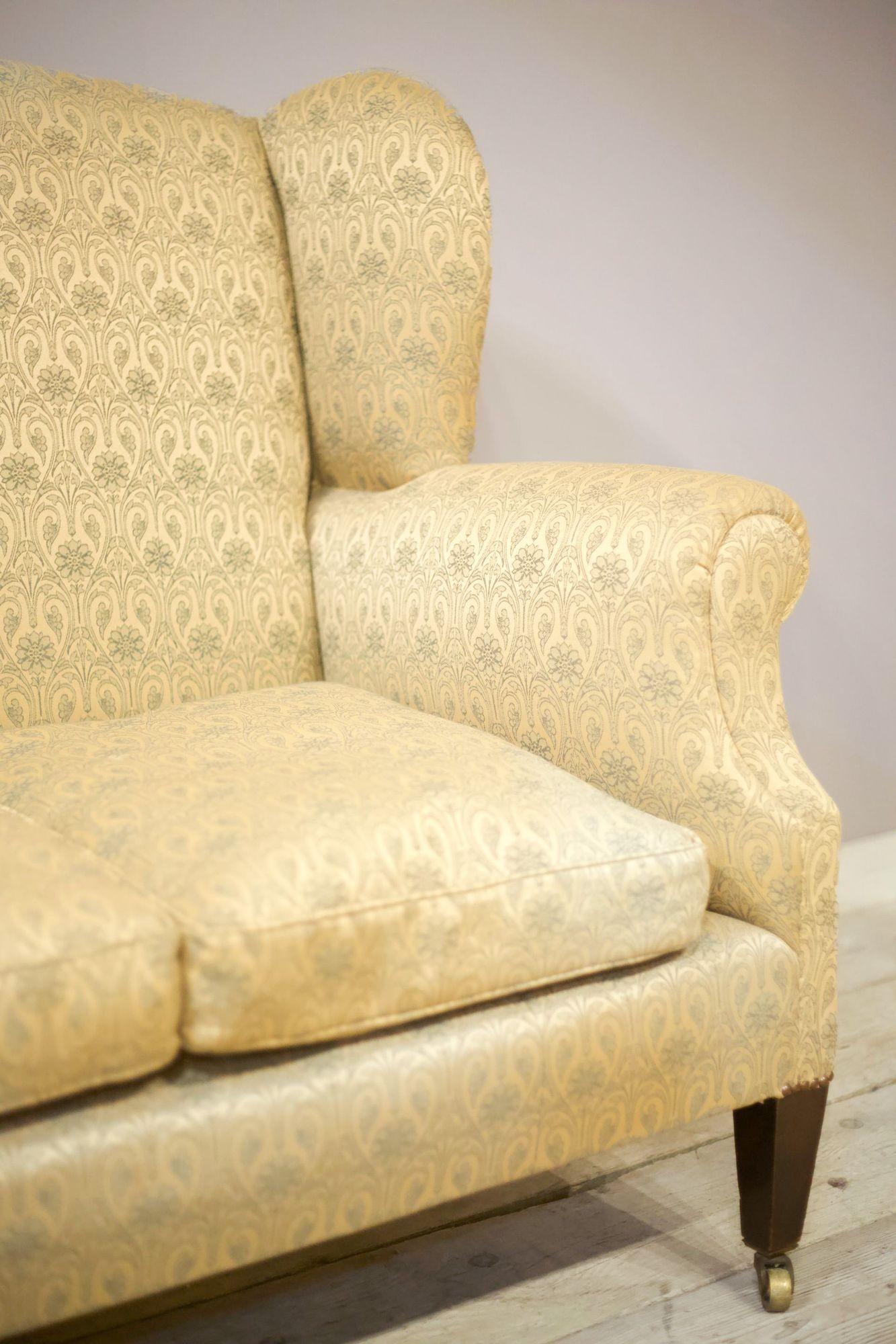 Victorian Wingback English country house sofa For Sale at 1stDibs