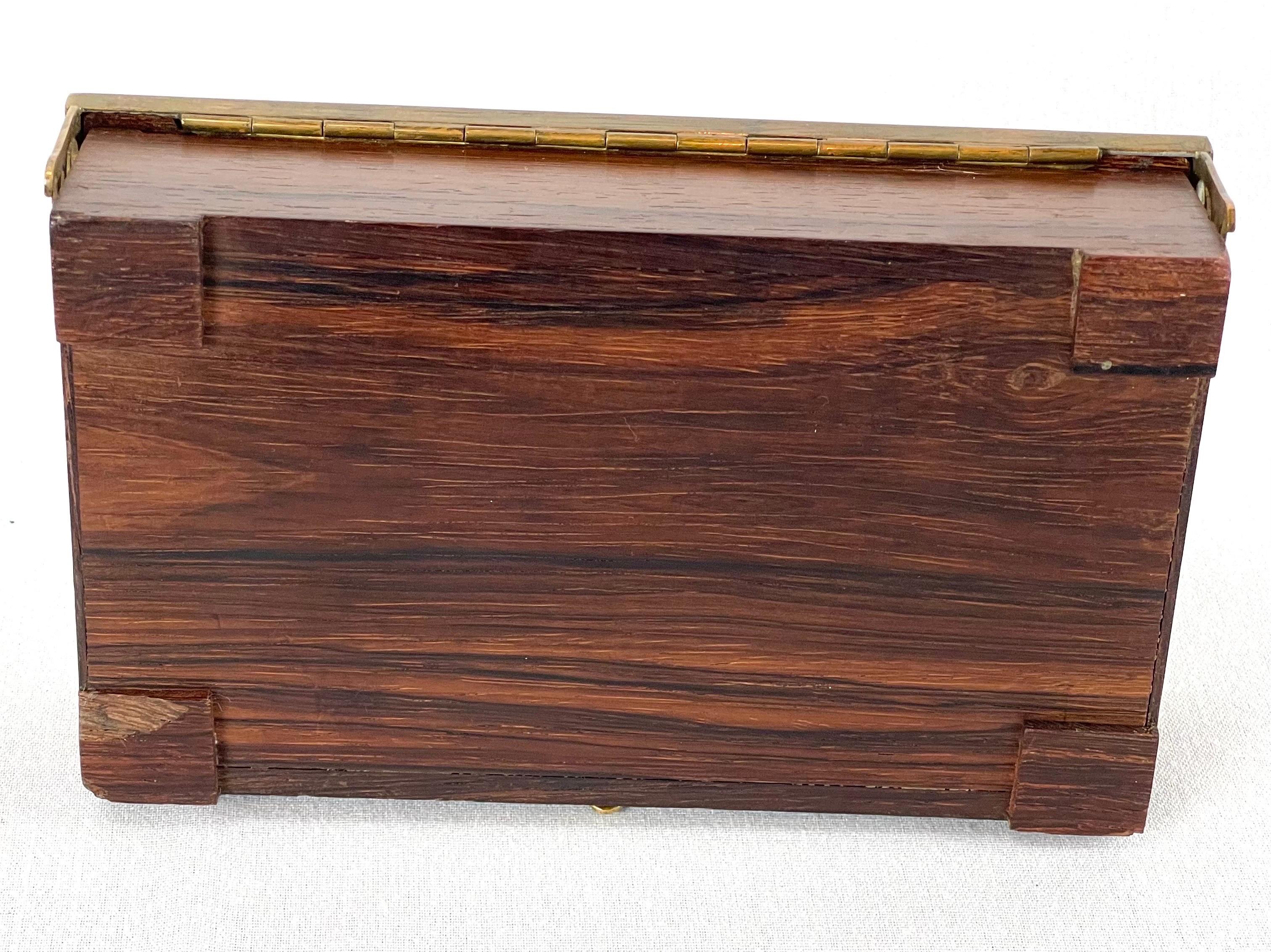 Caja de cigarrillos ornamentada austriaca Erhard y Sohne de la Sucesión ...