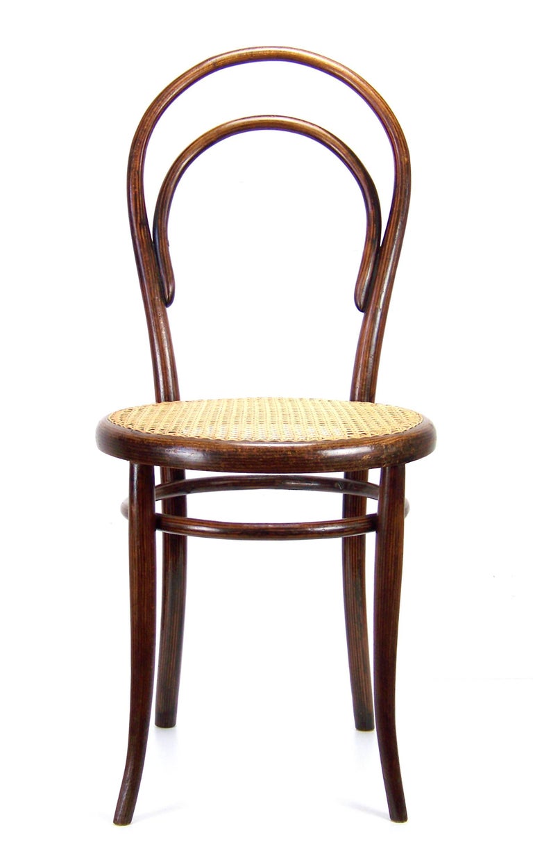 Wiener Stuhl Gebrder Thonet Nr.14, um 1860 im Angebot bei 1stDibs