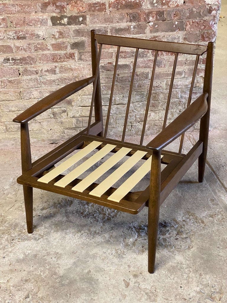 Viko Baumritter Mid-Century Modern Spindle Back Armchair For Sale at ...