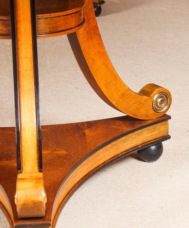 Vintage George III Style Dining Table from Harrods, 20th Century at 1stDibs