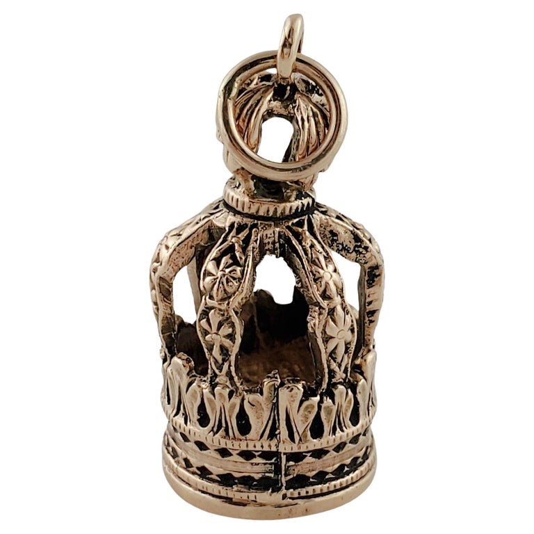10K Yellow Gold Crown Charm For Sale at 1stDibs