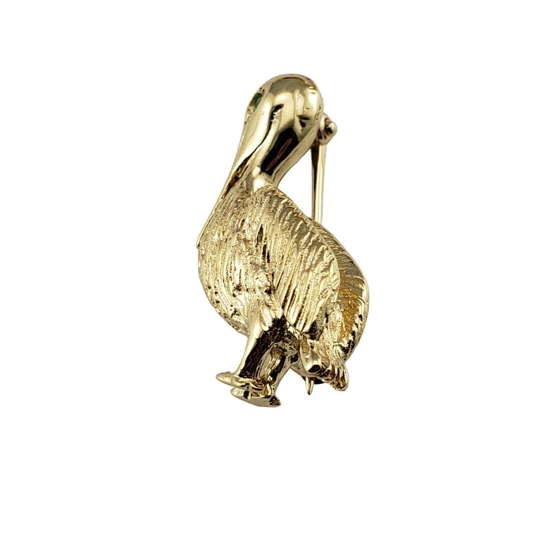 Vintage 14 Karat Yellow Gold Pelican Pin/Brooch For Sale at 1stDibs
