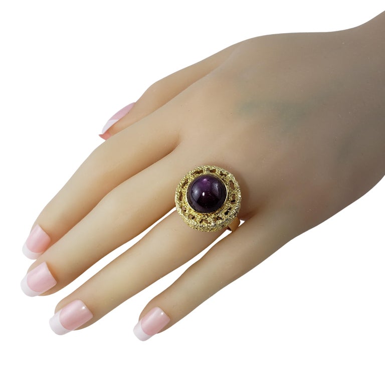 14 Karat Yellow Gold Star Ruby Ring For Sale at 1stDibs