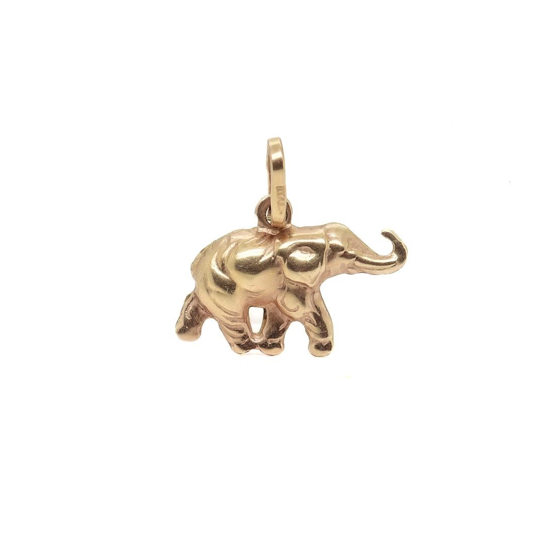 Vintage 14K Gold Elephant Charm for a Bracelet For Sale at 1stDibs