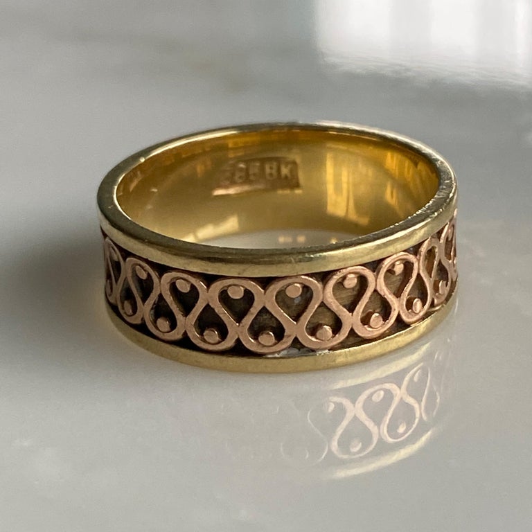 Vintage 14k Two-Tone Pattern Design Ring For Sale at 1stDibs
