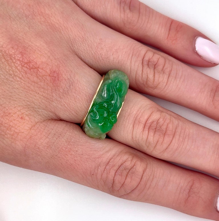 Vintage 14k Yellow Gold Detachable Carved Jadeite Jade Ring For Sale at ...