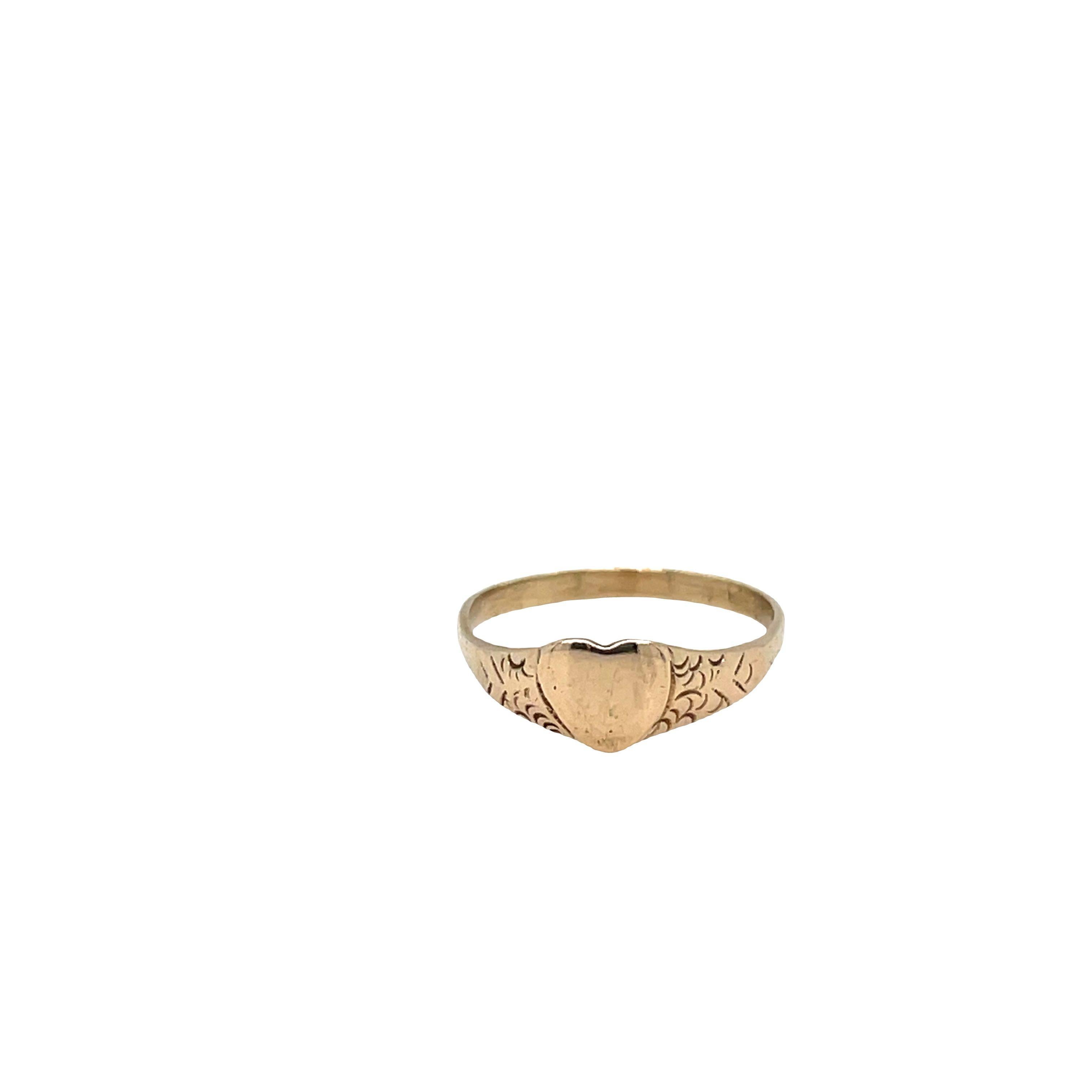 Vintage 14k Yellow Gold Heart Scroll Shoulders Signet Ring For Sale at ...