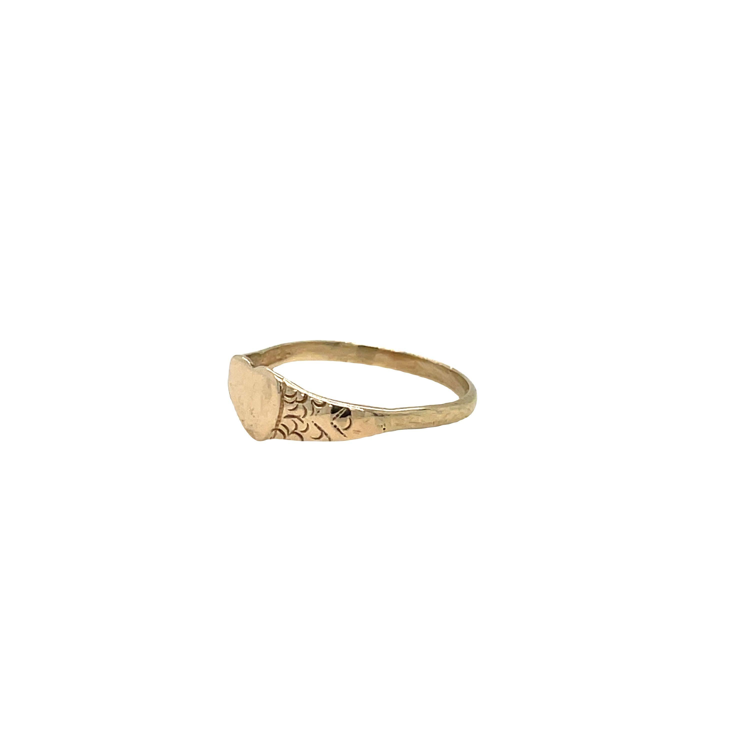 Vintage 14k Yellow Gold Heart Scroll Shoulders Signet Ring For Sale at ...