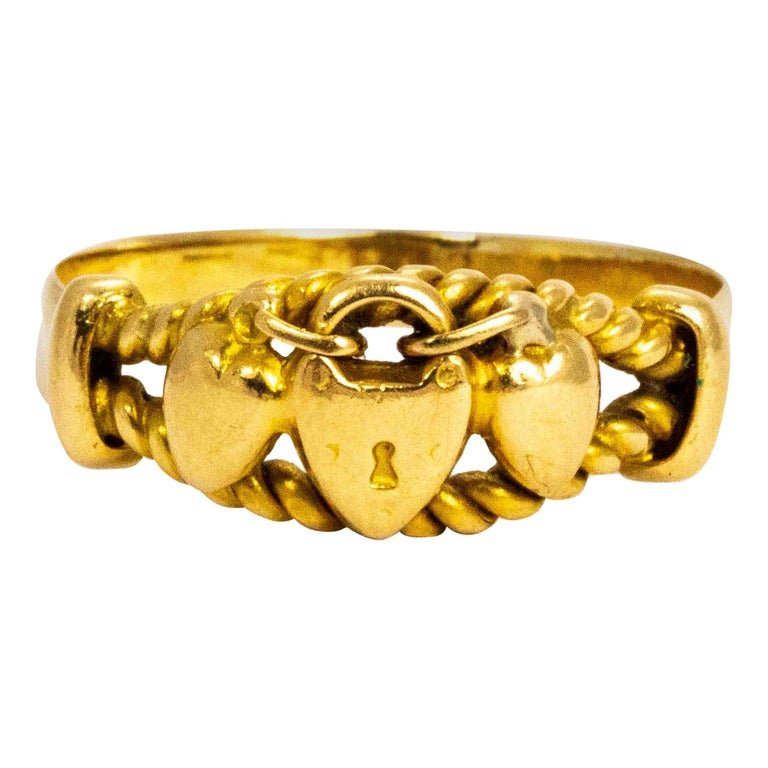 Vintage 18 Carat Gold Heart Padlock Ring at 1stDibs