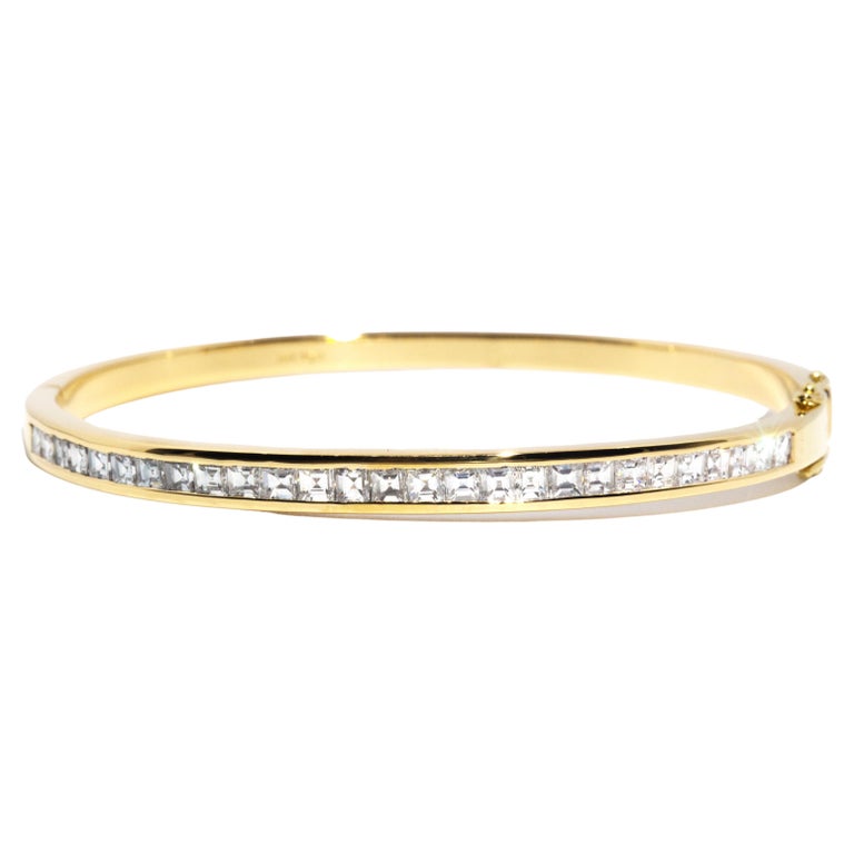 Vintage 18 Carat Yellow Gold Channel Set Carre Cut Diamond Hinged Bangle For Sale at 1stDibs