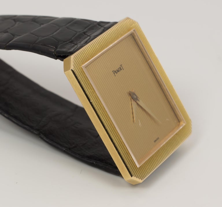 Vintage 18 Karat Gold Piaget Wristwatch, 1980s For Sale at 1stDibs
