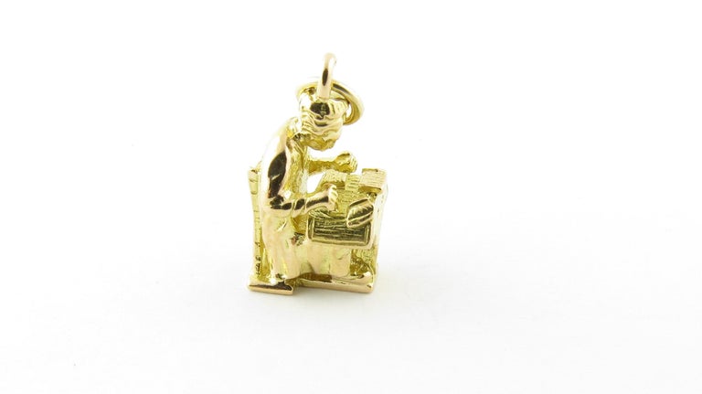 Vintage 18 Karat Yellow Gold Brussels Belgium Lacemaker Charm #4356 at ...