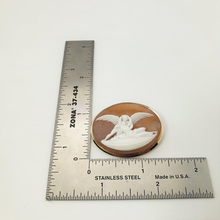 Vintage 18 Karat Yellow Gold Guardian Angel Cameo Brooch/Pin at 1stDibs