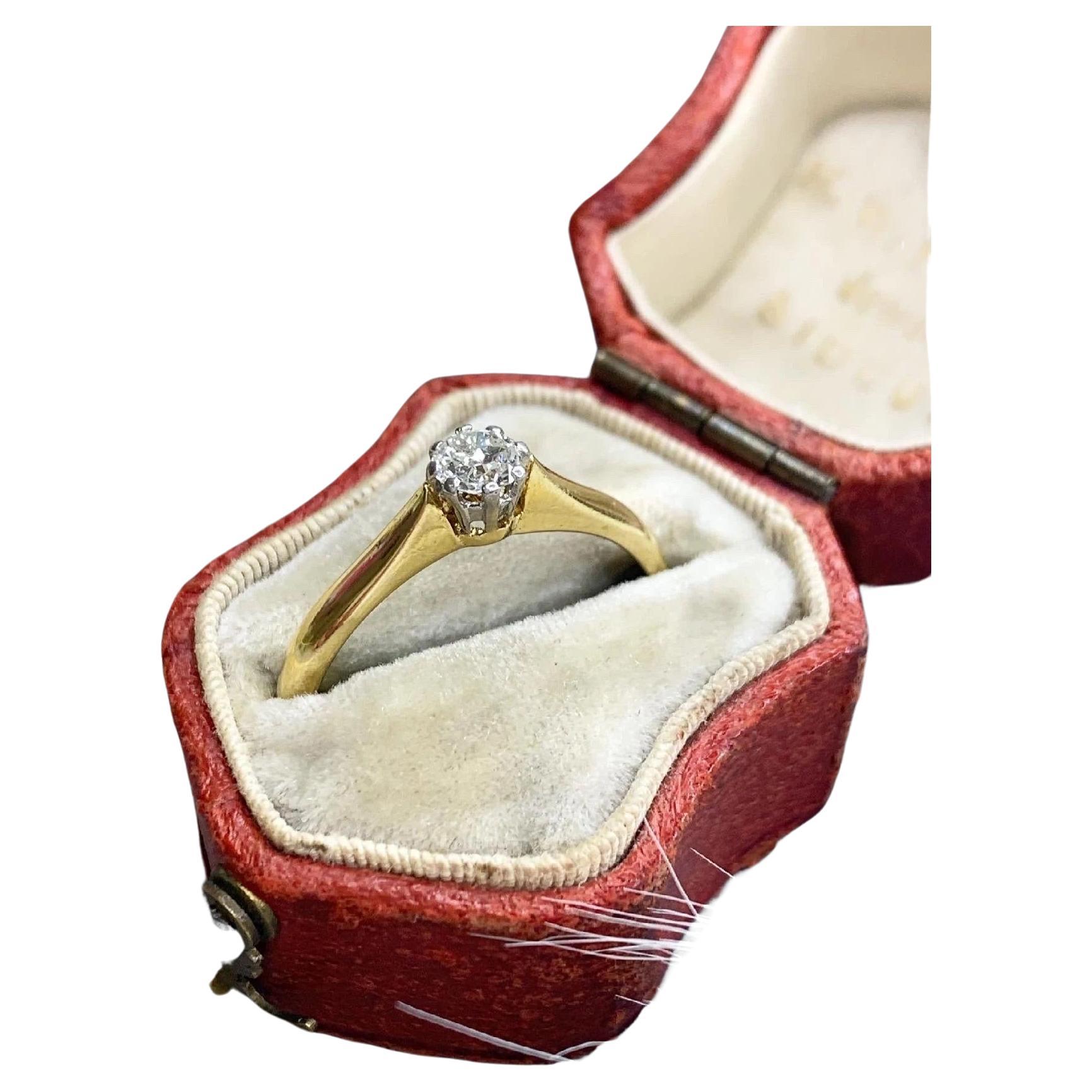 Vintage 18ct Gold and Platinum Traditional Single Stone Diamond ...