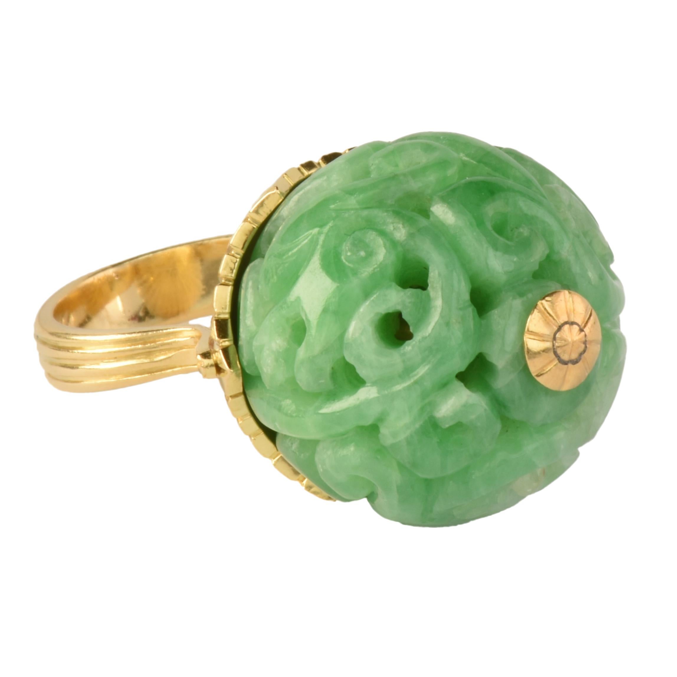 Vintage 18k Gold, Carved Jade Ring, Circa 1970 For Sale at 1stDibs ...