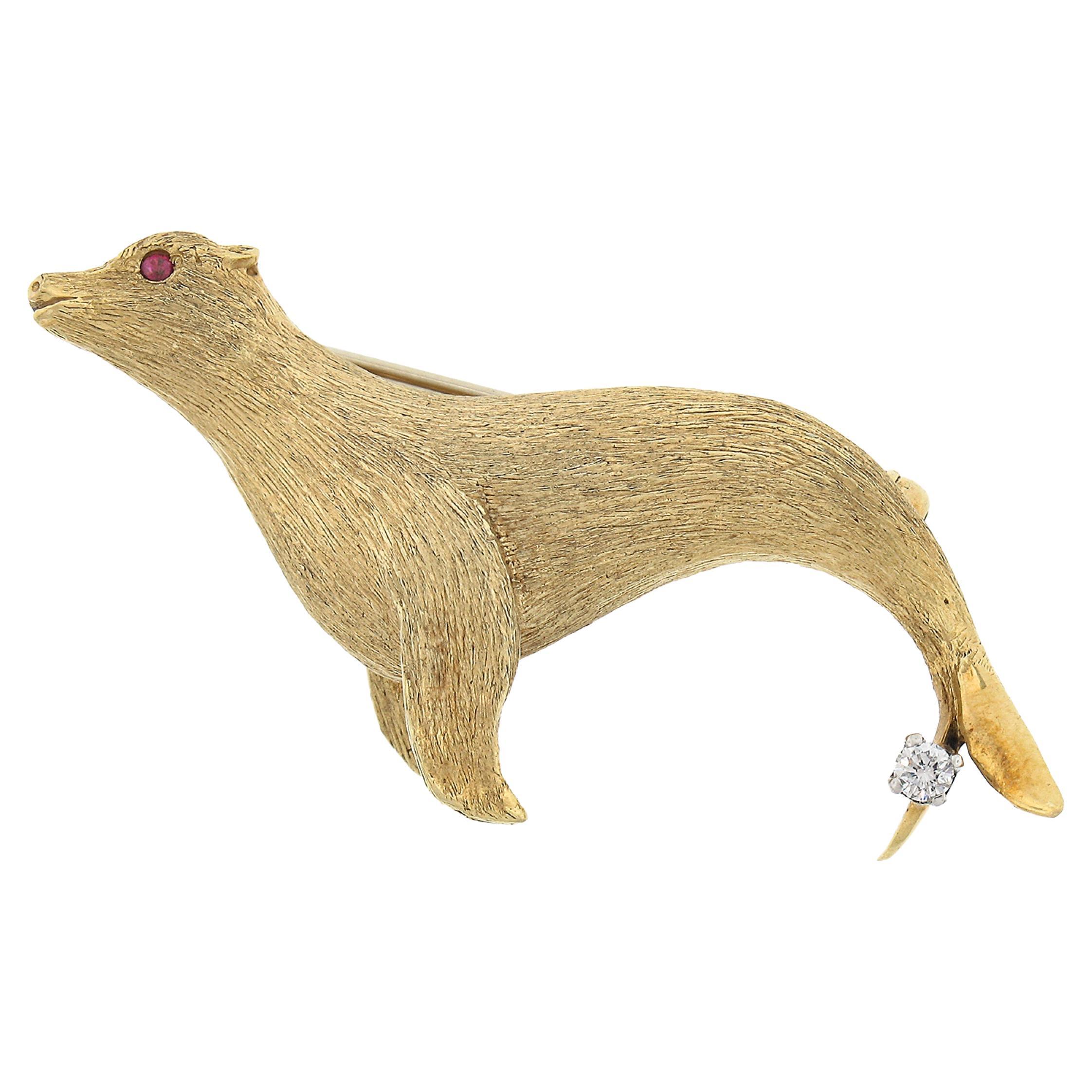 Vintage 18K Gold and Platinum Hand Textured Seal w/ Ruby and Diamond ...