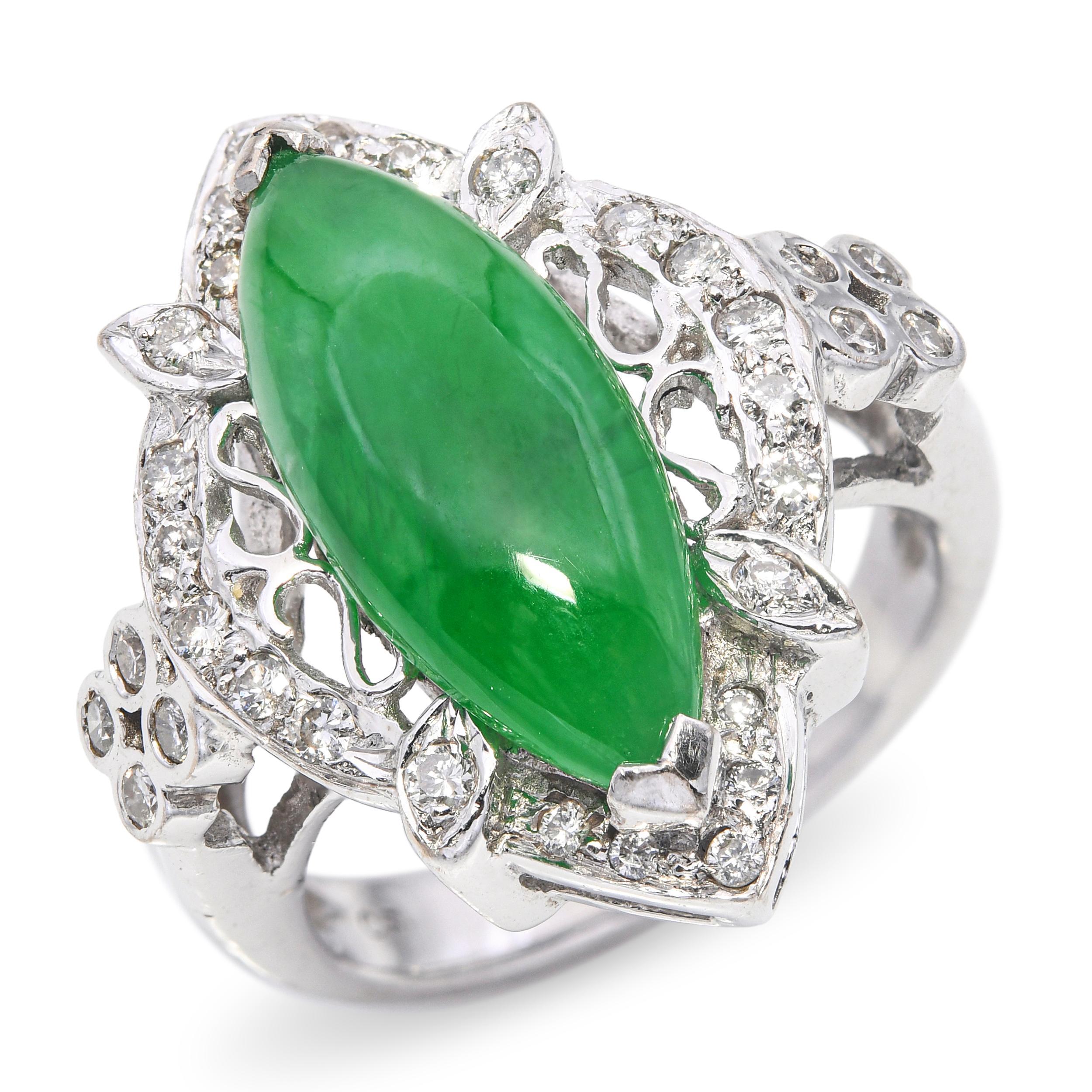 Vintage 18k White Gold 4.90ct GIA Type A Green Jadeite and Diamond Ring ...