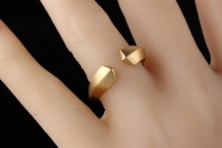 Vintage 18 Karat Yellow Gold David Yurman Roman Open Band at 1stDibs ...