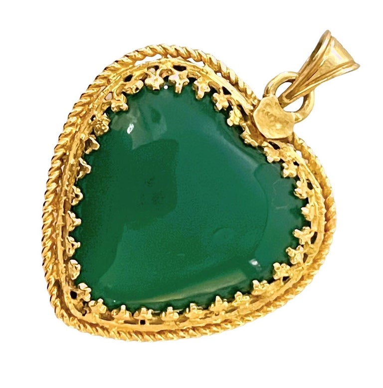 Vintage 18Kt Gold Heart Jade Pendant. Fancy Scrolling Surround On Both ...