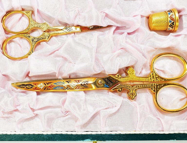 Vintage 1900s Sewing Kit Scissors and Thimble Gold Gilt and Damascene ...