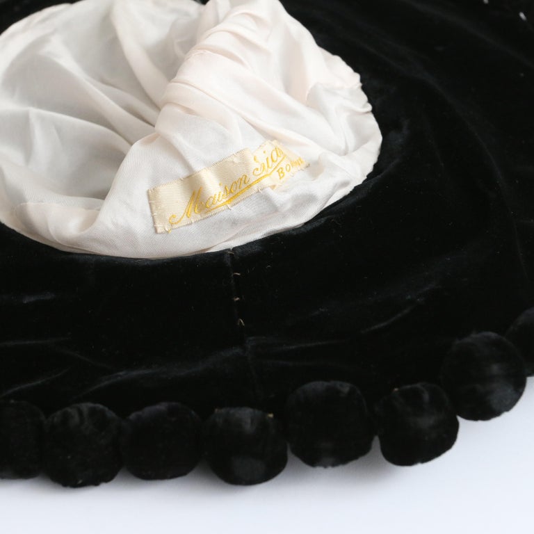 Vintage 1910's Edwardian Silk Velvet Wide Brim Hat For Sale at 1stDibs