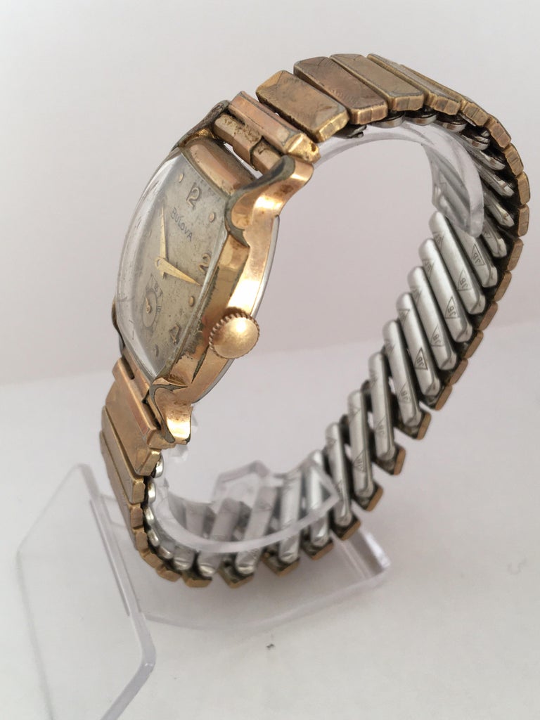 Vintage 1940s Gold-Plated Bulova Mechanical Watch For Sale at 1stDibs